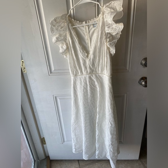 Francesca's Collections | Dresses | White Lace Midi Dress Francescas ...